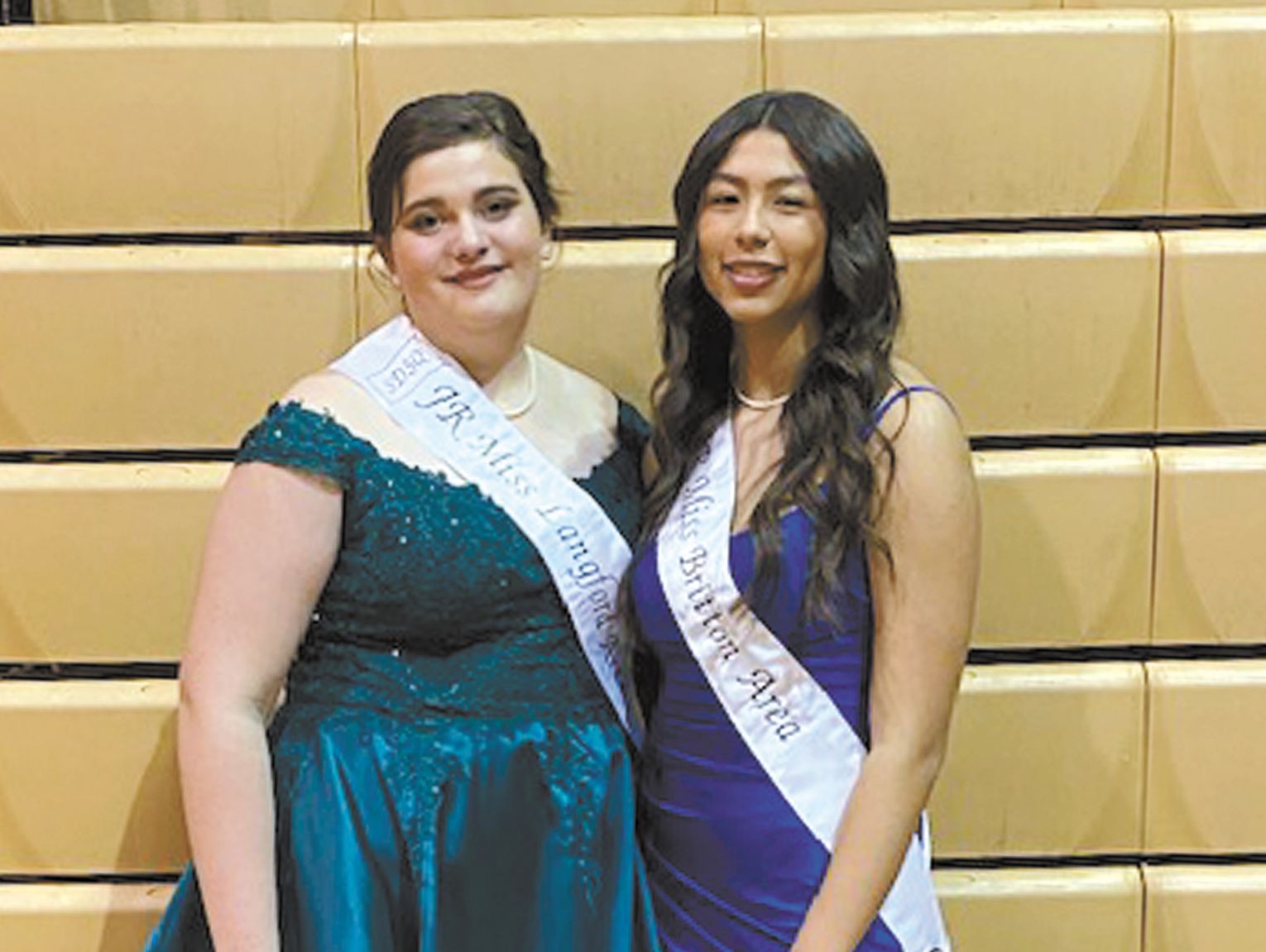 JUNIOR SNOW QUEENS AT STATE FESTIVAL